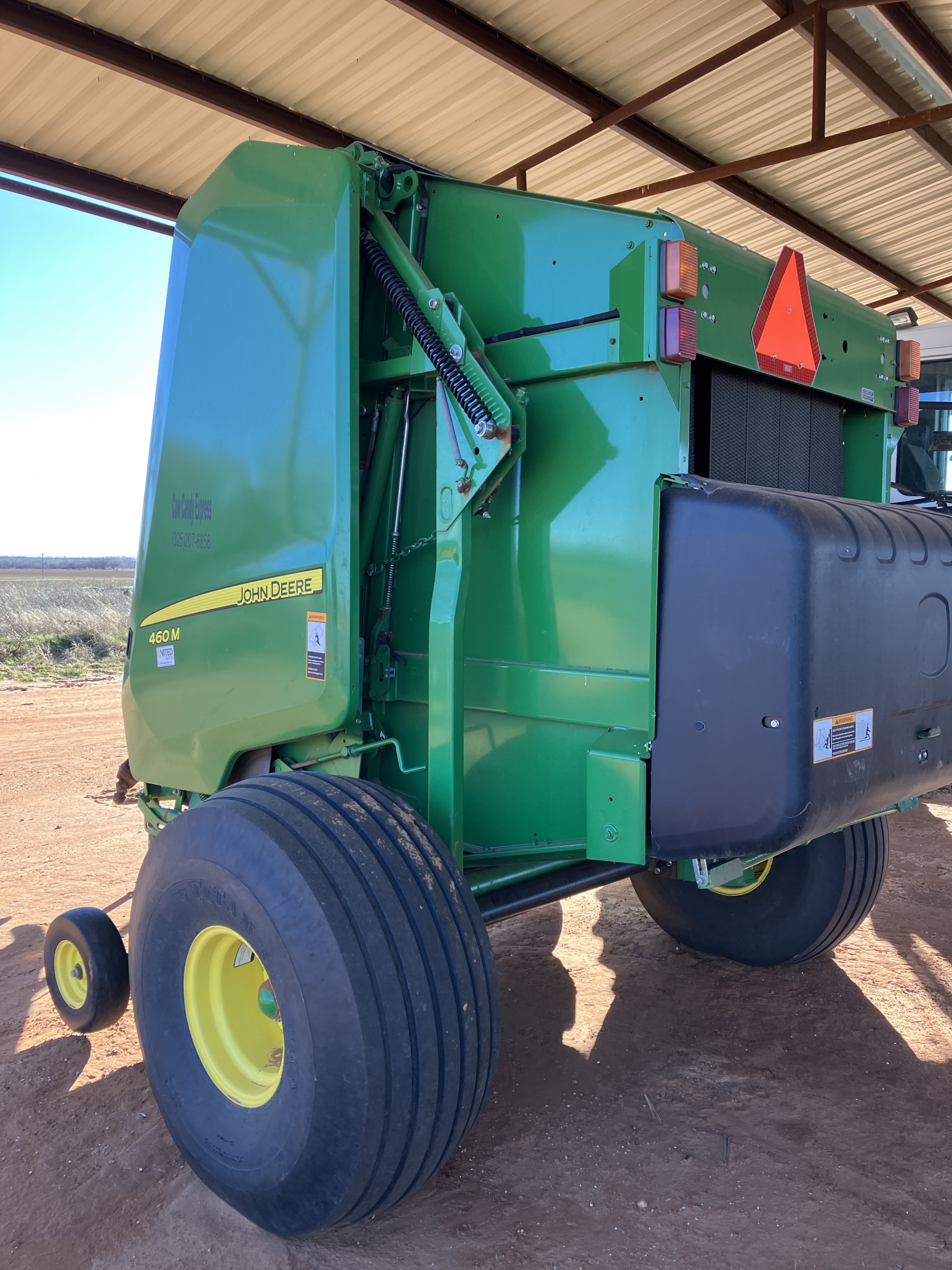 Hay Baling – Texas Salebarn