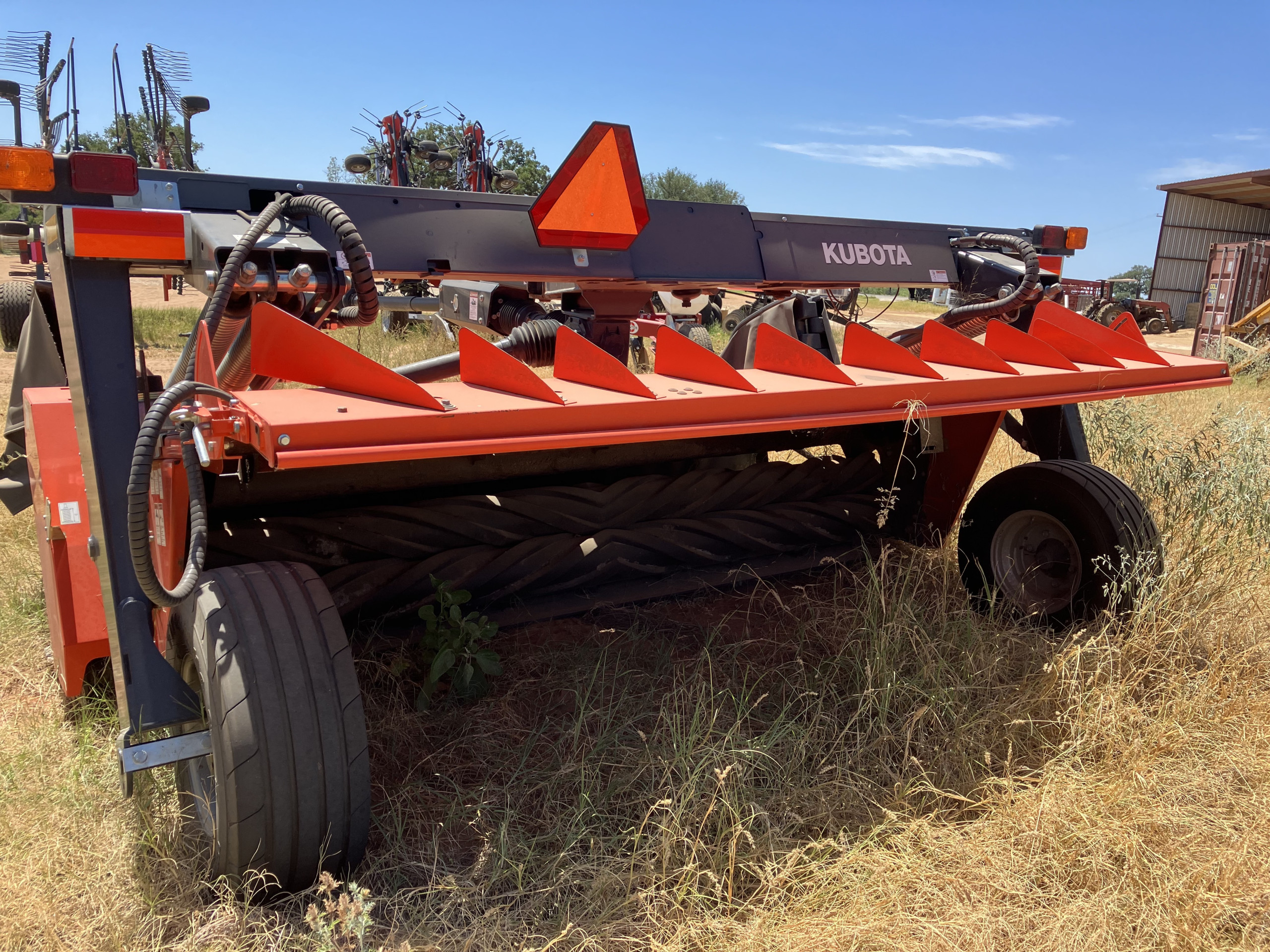 Hay Baling – Texas Salebarn